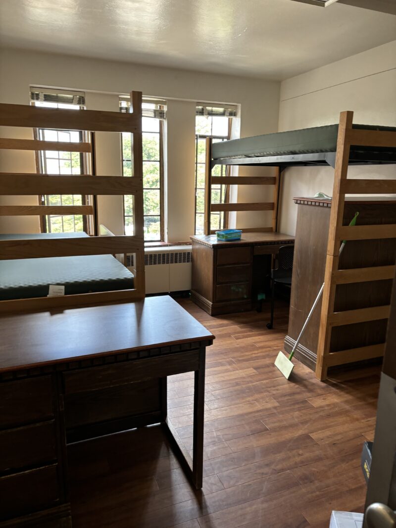 Dorm Room Set Up 2026 - Style Elevator